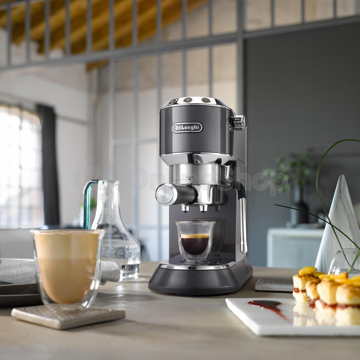 Kávovar DeLonghi EC885.GY | ONLINESHOP.cz